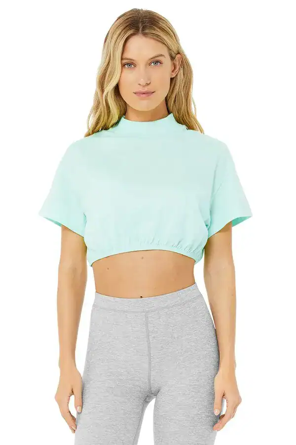 alo yoga カップつきリブTシャツ Alo Yoga Alosoft cropped jersey T-shirt Alo Yoga